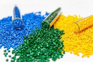 Plastic Molding Methods: Injection vs. Extrusion - Midstate Mold